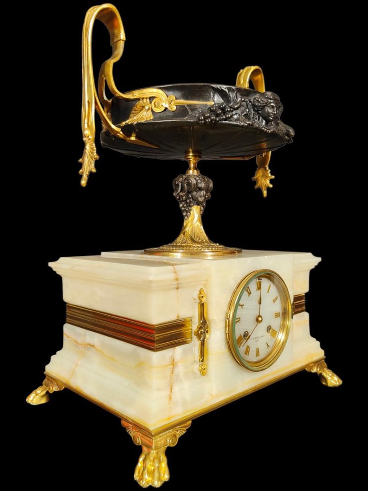 Art Nouveau Onyx Barbedienne Clock, 19th Century for sale at Pamono