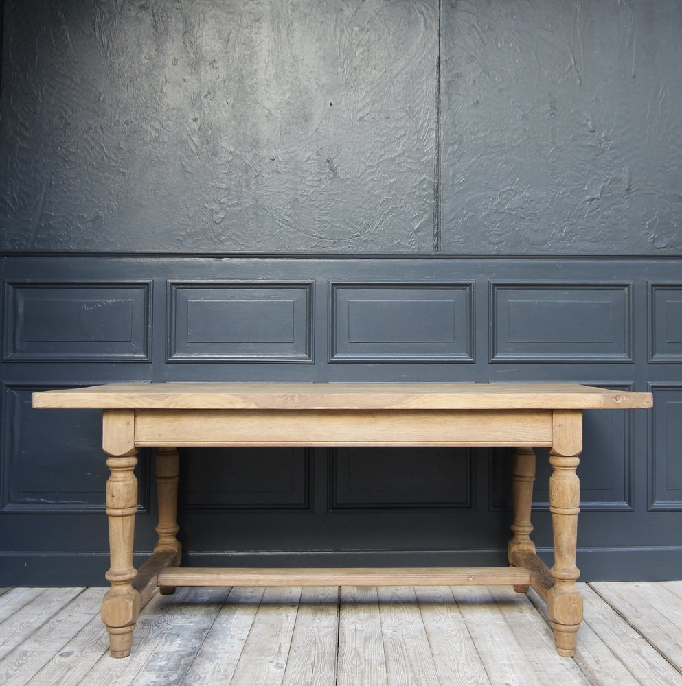 Oak Country House Table, 1920s for sale at Pamono