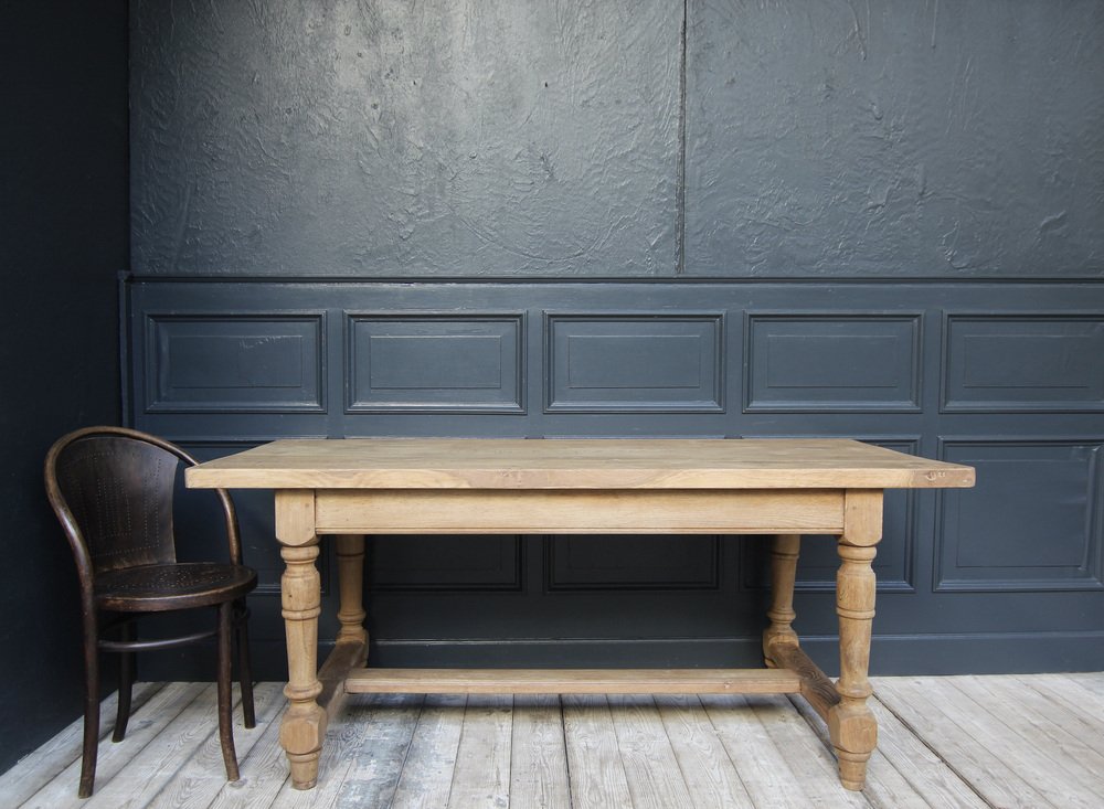 Oak Country House Table, 1920s for sale at Pamono