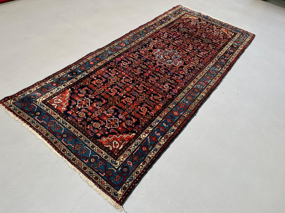 Vintage Middle Eastern Malayer Rug for sale at Pamono