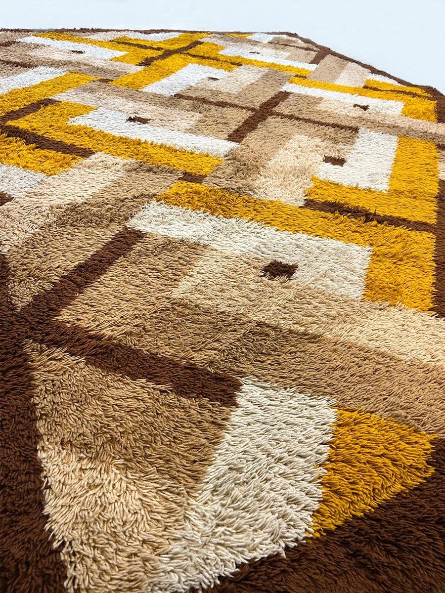 Vintage Geometric Rug, 1970s for sale at Pamono