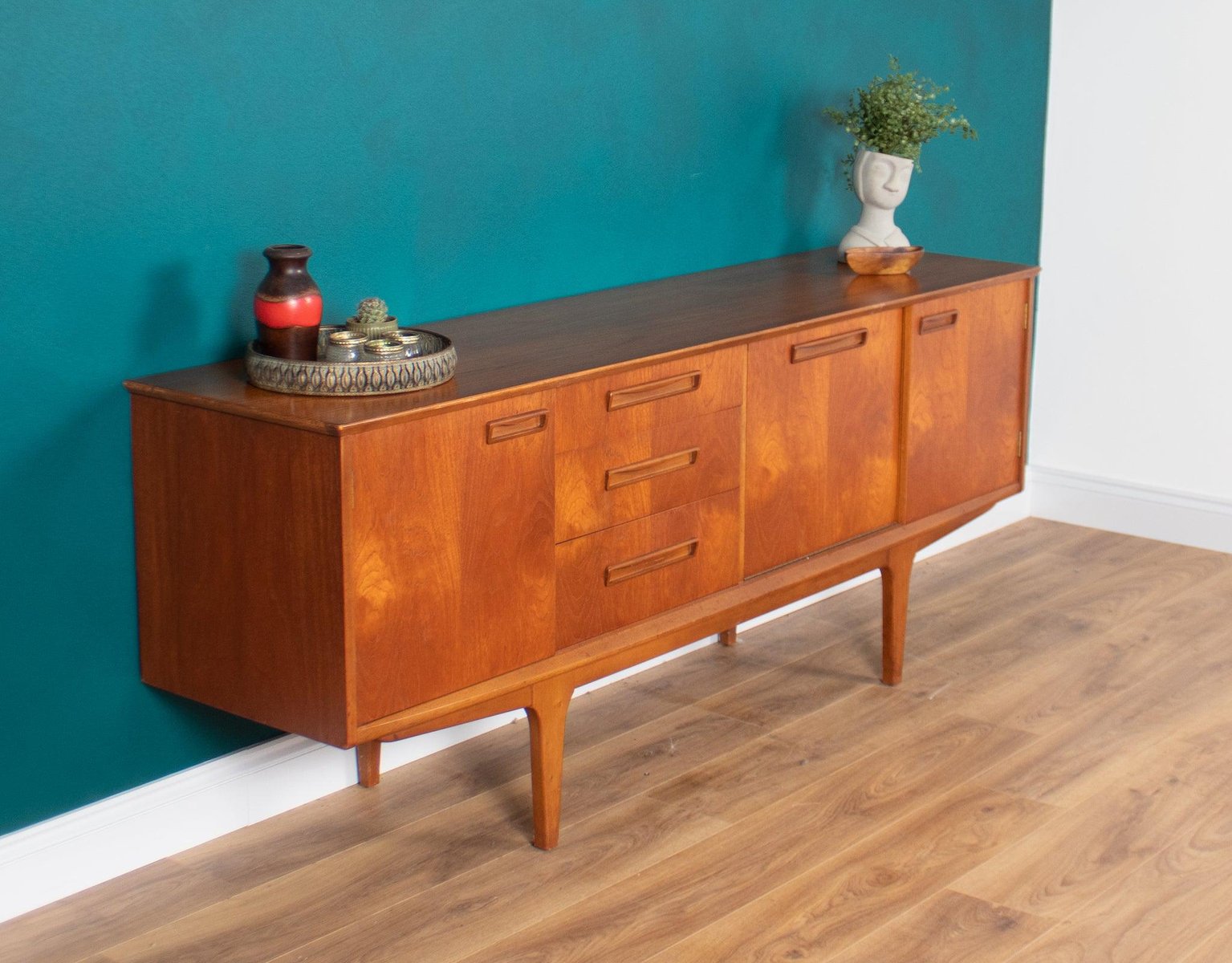 Mid-Century Long Teak Sideboard from Jentique, 1960s for sale at Pamono