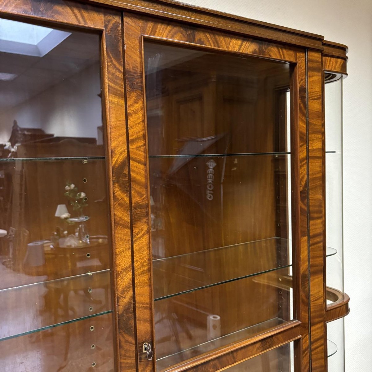 Art Deco Showcase in Palisander for sale at Pamono