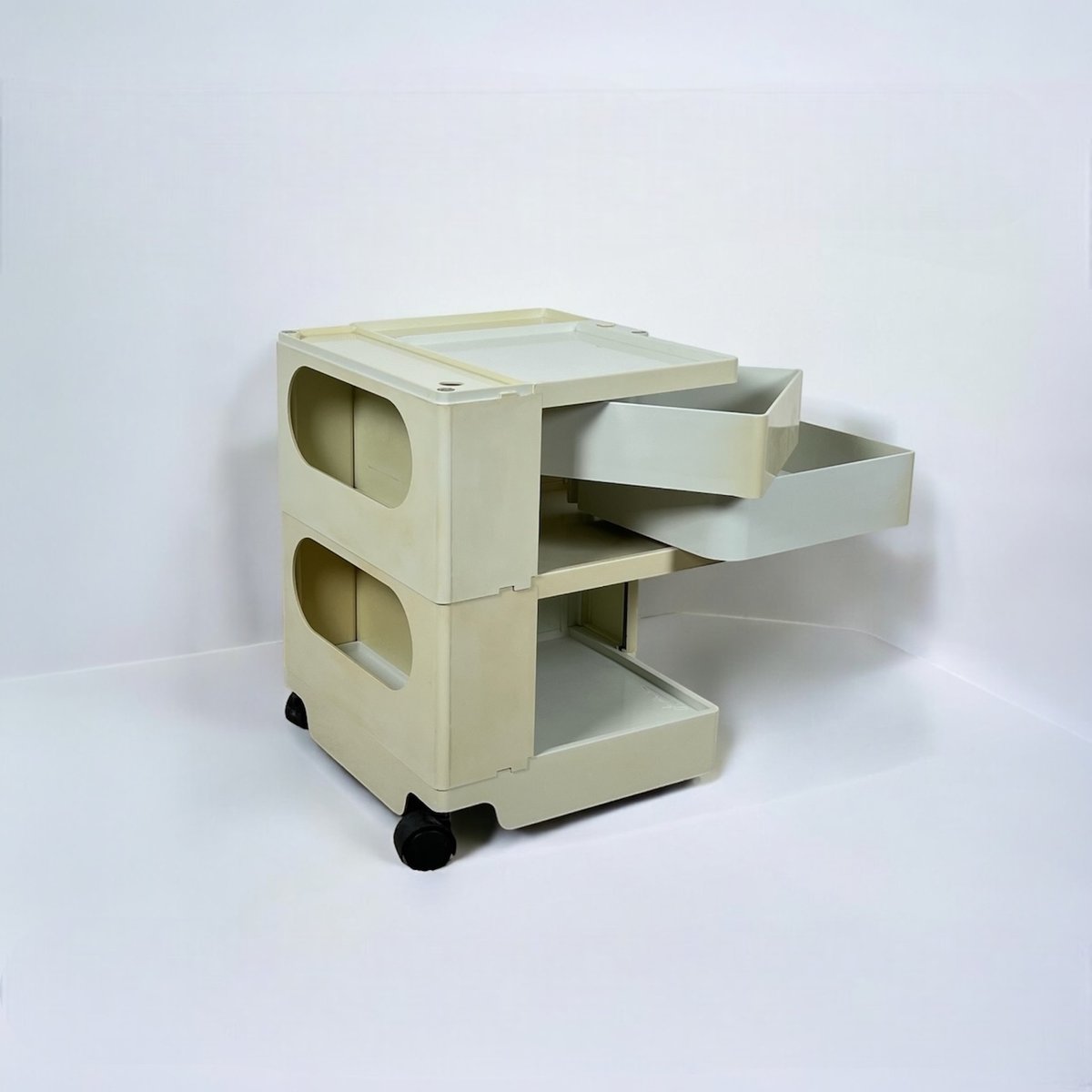 Vintage Cabinet Trolley by Joe Colombo for Bieffeplast, 1970s for sale ...