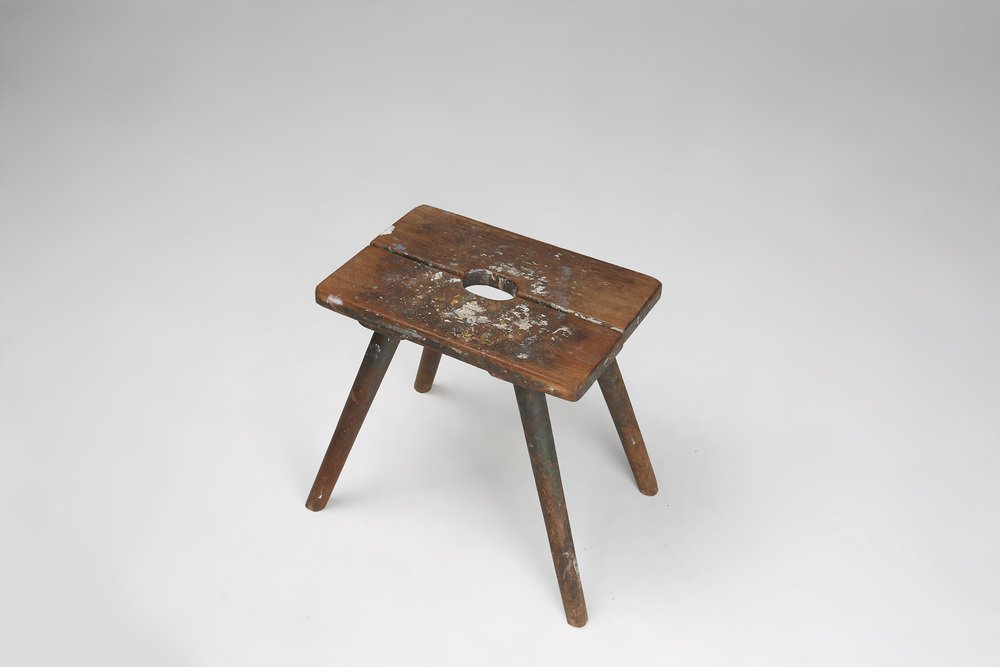 Industrial French Wooden Painters Stool, 1930s for sale at Pamono