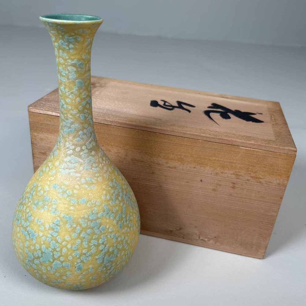 Mid-Century Kiyomizu Ikebana Vase, Kyoto, Japan, 1960s for sale at Pamono