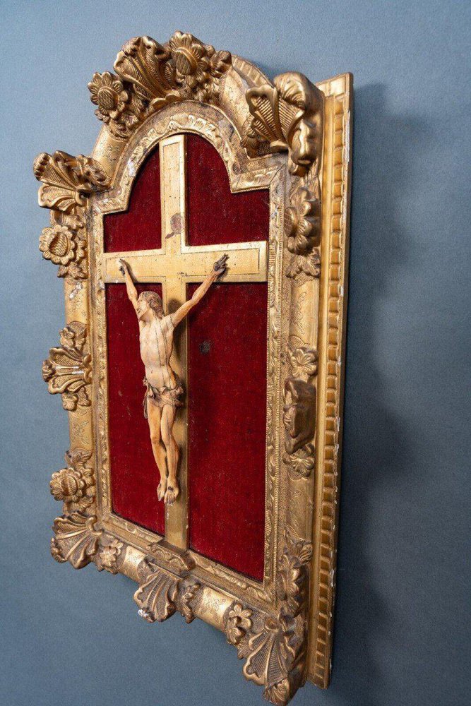 17th Century Hand-Carved Crucifix in Gilded Wood Frame Decorated with ...