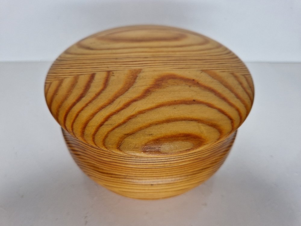 Pine Lidded Box by Stig Johnsson for Smālandslöjd, 1960s for sale at Pamono