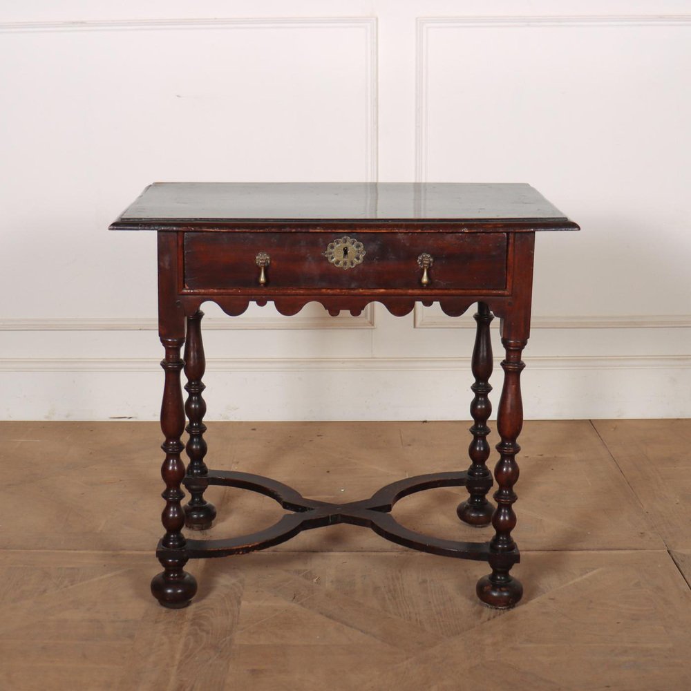 18th Century English Side Table for sale at Pamono