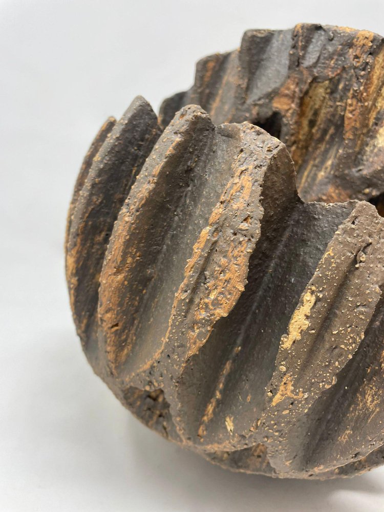 Alessio Tasca, Modern Sculpture, 1970s, Terracotta for sale at Pamono