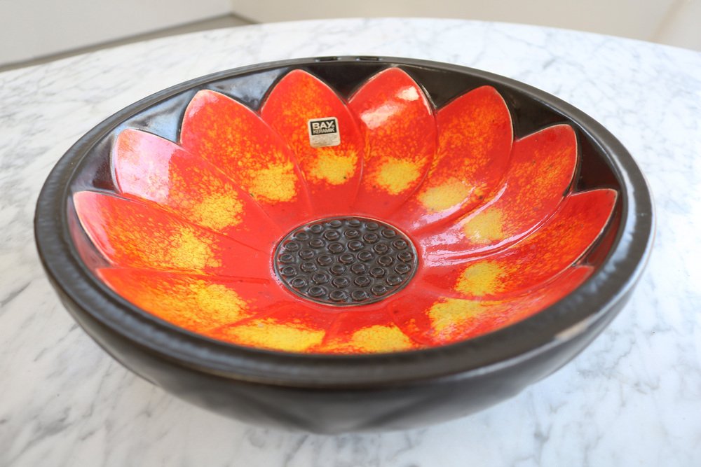 Space Age Shell Fruit Bowl in Fat Lava from Bay Keramik, 1970s for sale ...