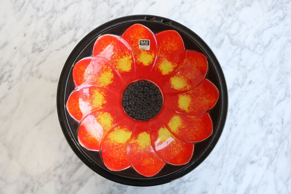 Space Age Shell Fruit Bowl in Fat Lava from Bay Keramik, 1970s for sale ...