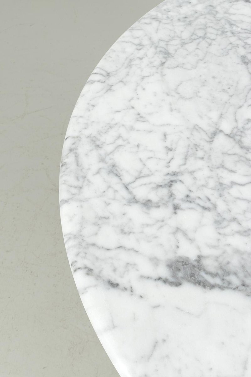 White Marble Dining Table for sale at Pamono