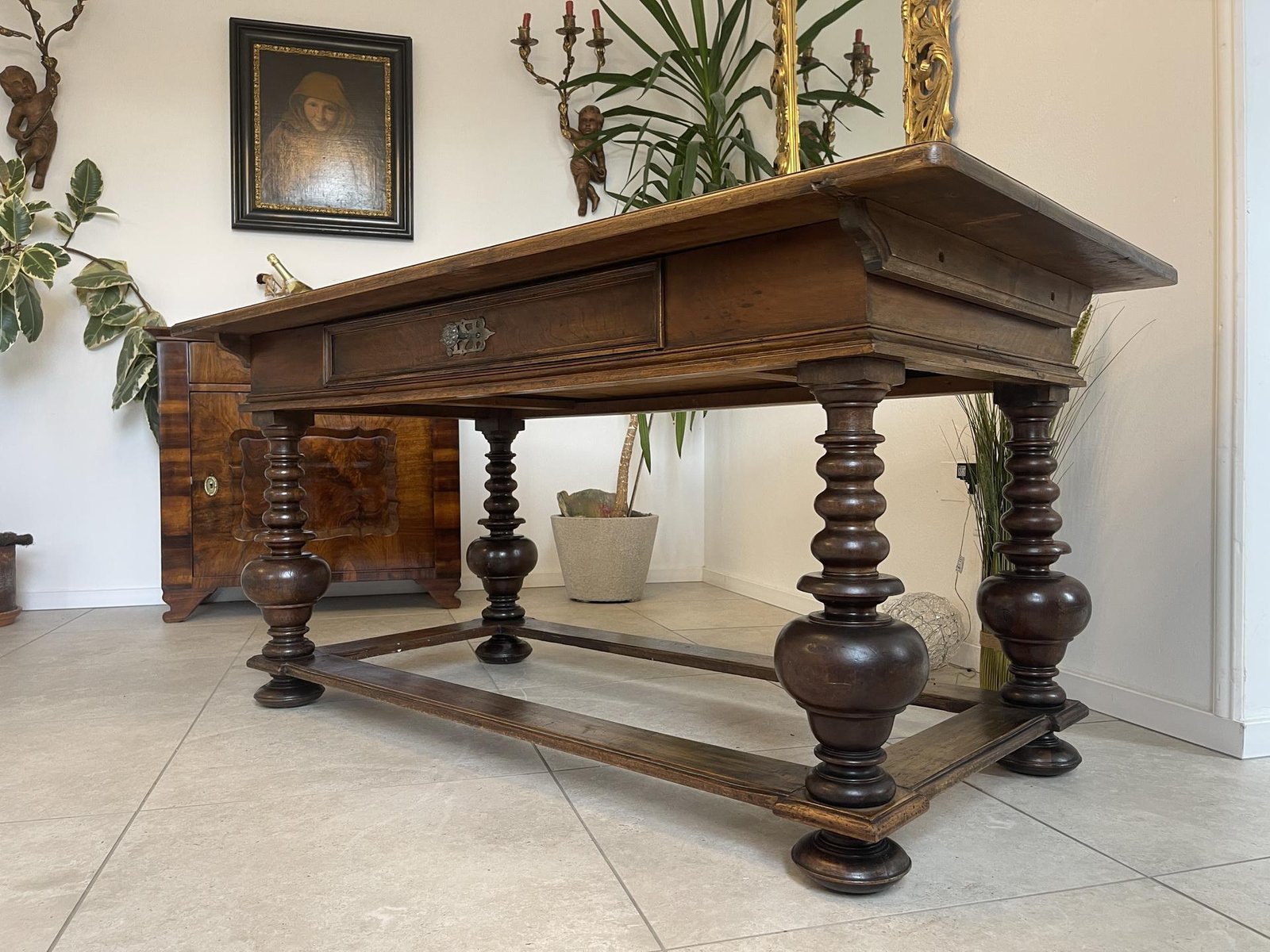 Baroque Wooden Side Table for sale at Pamono