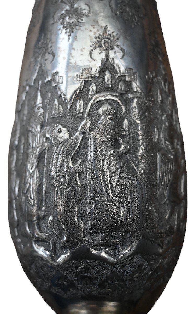 Islamic Qajar Indo-Persian Silver Vase for sale at Pamono