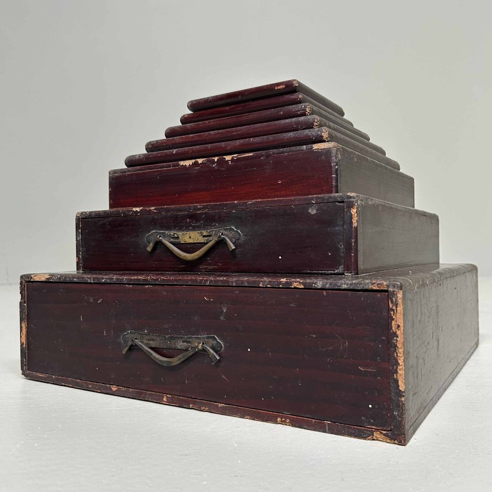 Meiji Period Pyramid-Shaped Altar Cabinet, Japan, 1890s for sale at Pamono