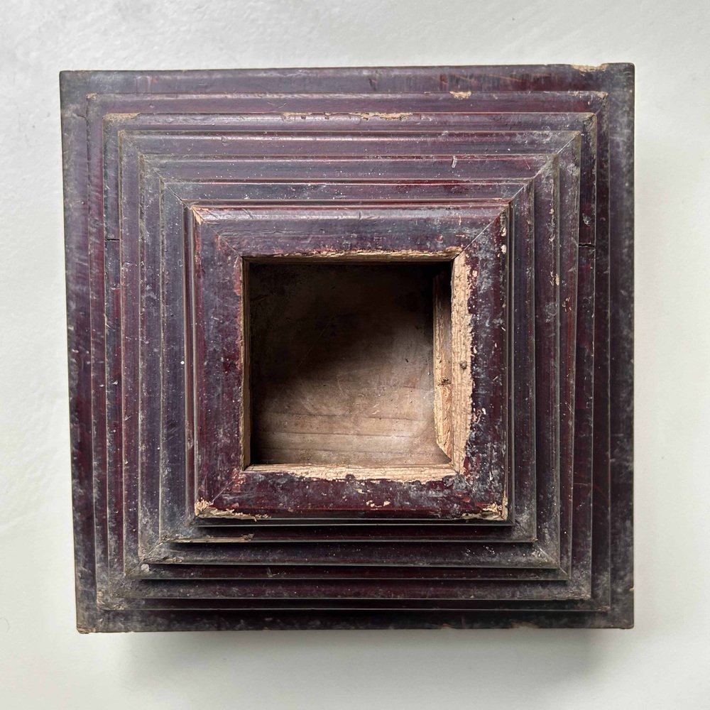 Meiji Period Pyramid-Shaped Altar Cabinet, Japan, 1890s for sale at Pamono