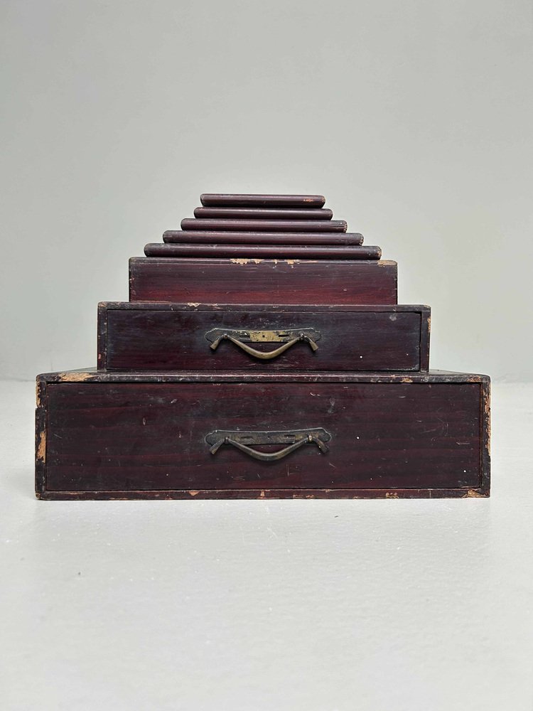 Meiji Period Pyramid-Shaped Altar Cabinet, Japan, 1890s for sale at Pamono