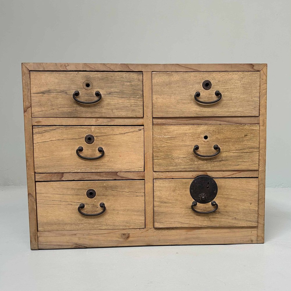 Small Taishō Period Japanese Tansu Drawer Chest, 1920s for sale at Pamono