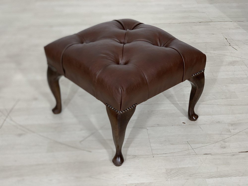 Chesterfield Stool in Dark Brown for sale at Pamono