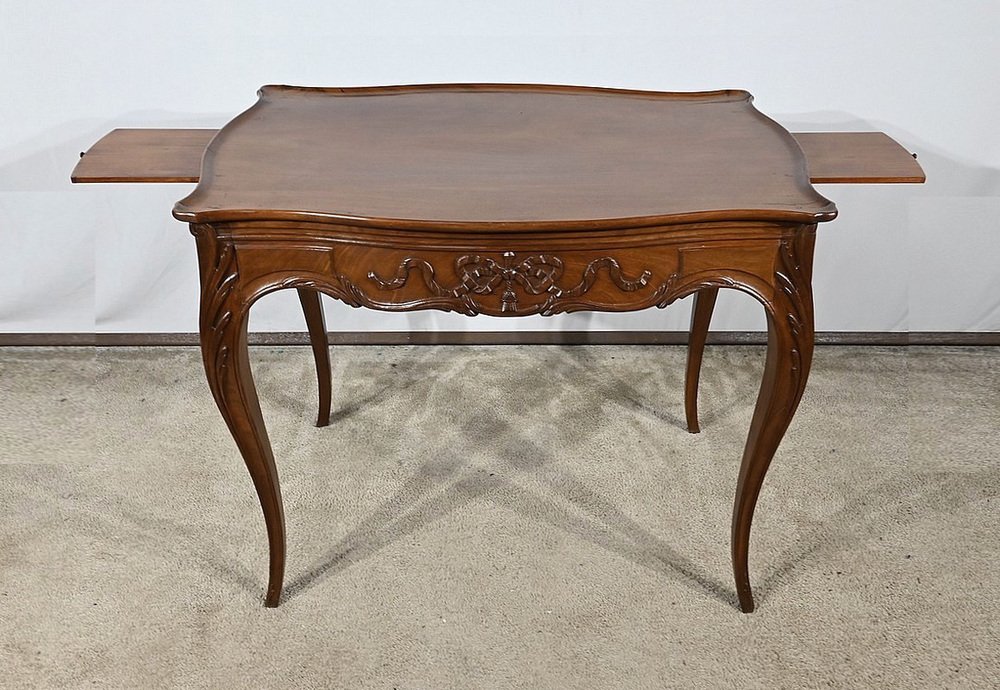 Small Cabaret Table in Mahogany for sale at Pamono