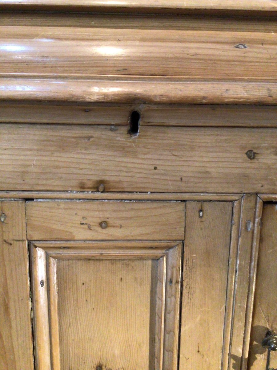 Antique English Country Pine Buffet for sale at Pamono