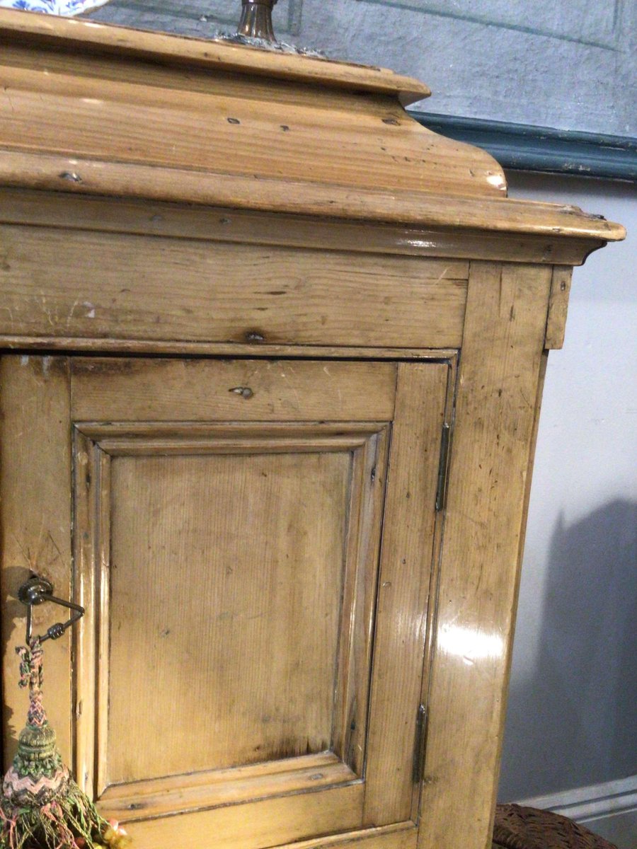 Antique English Country Pine Buffet for sale at Pamono