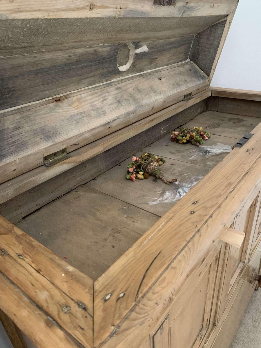 Antique English Country Pine Buffet for sale at Pamono