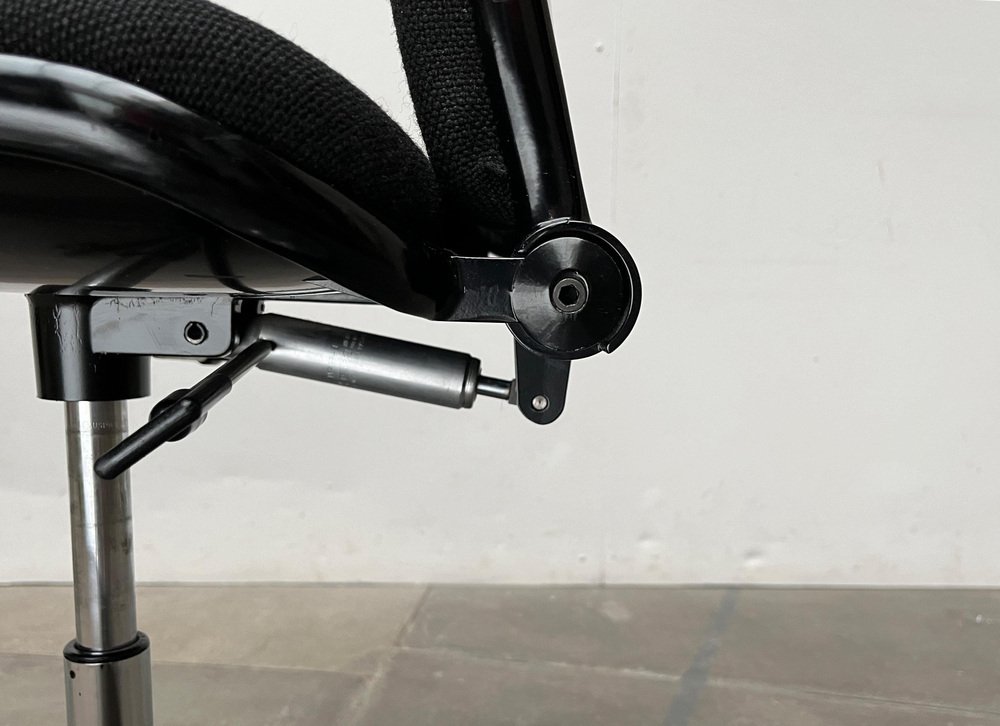 Vintage Supporto Series Office Swivel Chair by Frederick Scott for ...