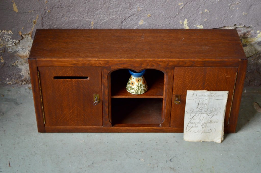 Antique Wooden Letter Box, 1920s for sale at Pamono