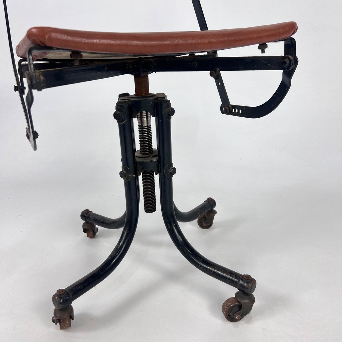 Ergonomic Do More Desk Chair attributed to Tan Sad for Ahrend, England ...