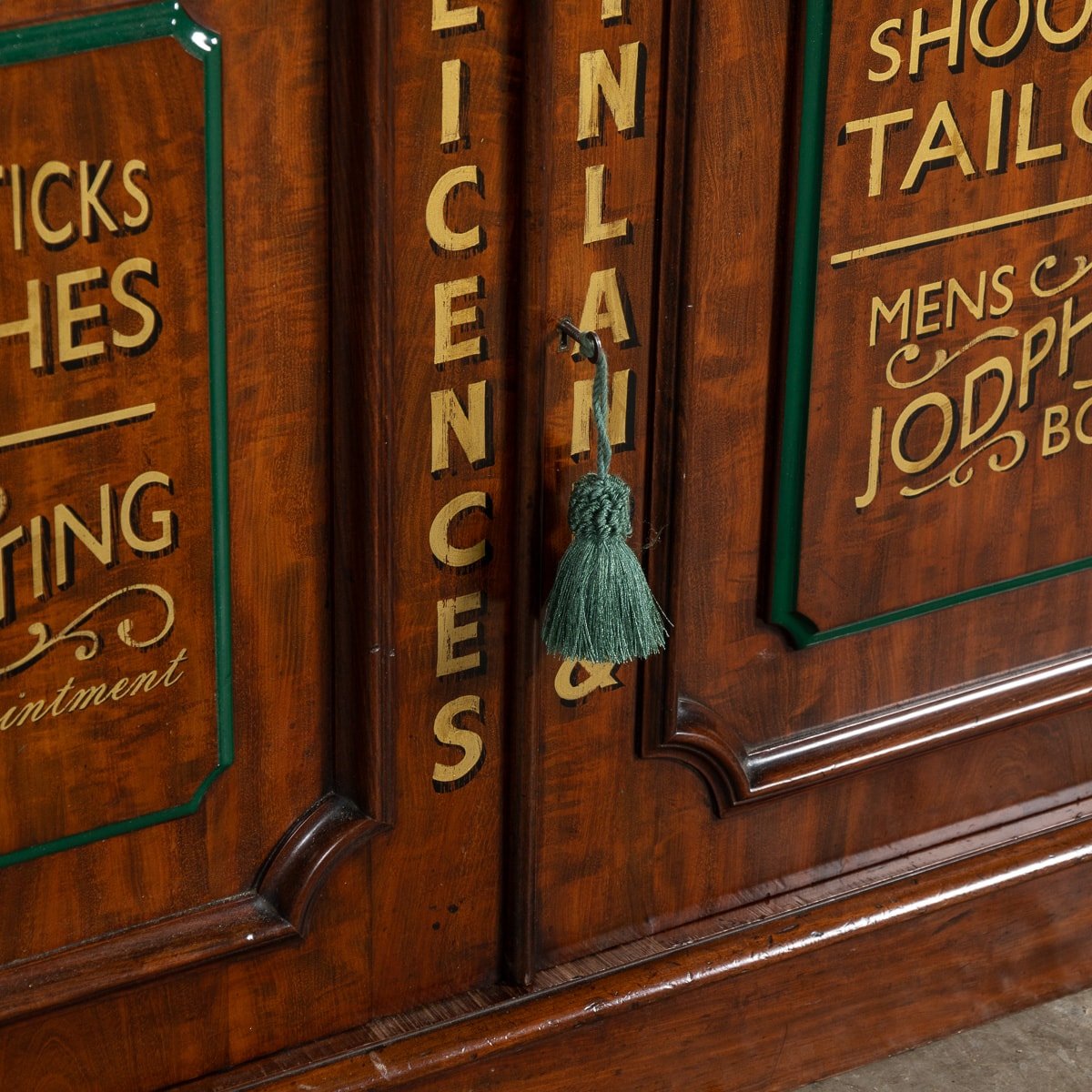 Victorian Mahogany Gun Shop Display Cabinet, 1880s for sale at Pamono