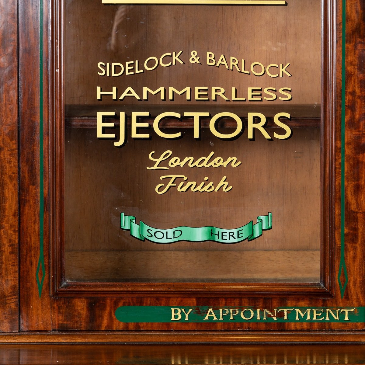 Victorian Mahogany Gun Shop Display Cabinet, 1880s for sale at Pamono