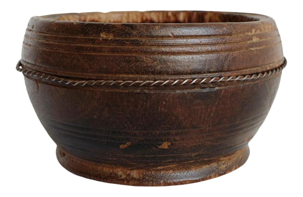 Mid 20th Century Nepal Small Wood Bowl for sale at Pamono