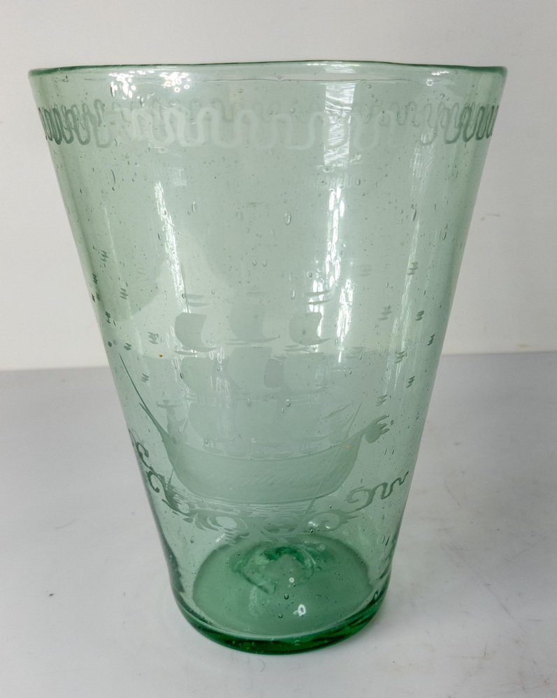 Antique Georgian Blown and Etched Glass Beaker Cup for sale at Pamono