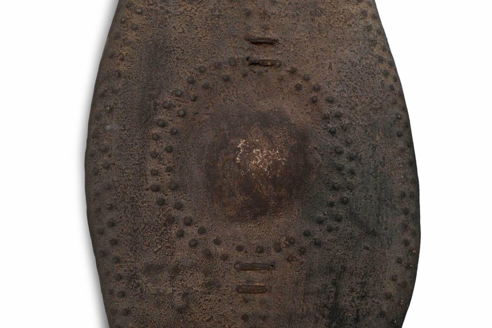 Vintage Iron Elongated Shield for sale at Pamono