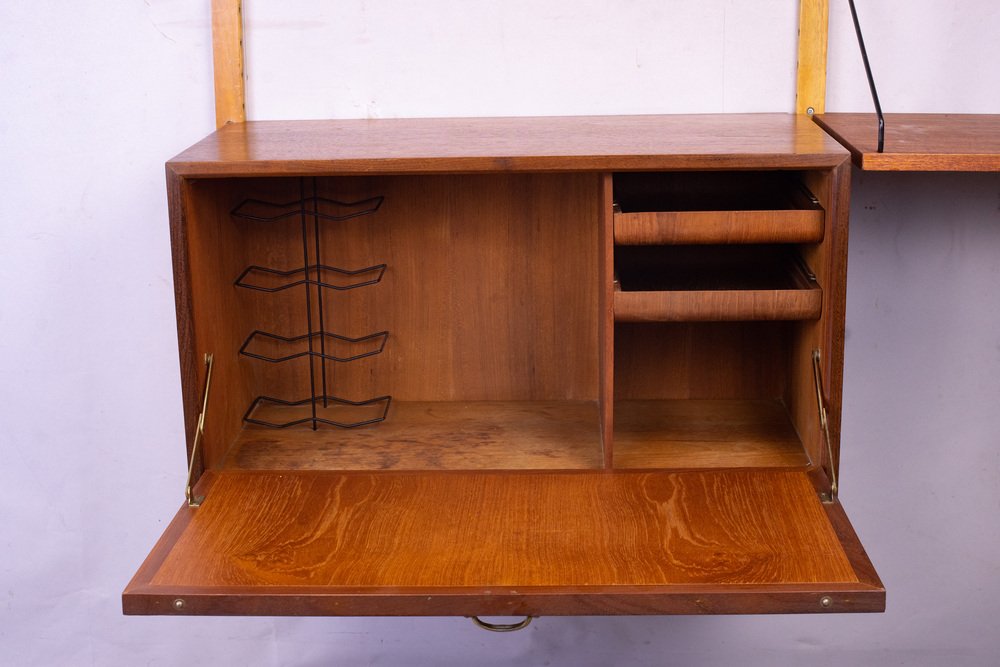 Danish Royal System Modular Shelving by Poul Cadovius, 1950s for sale ...