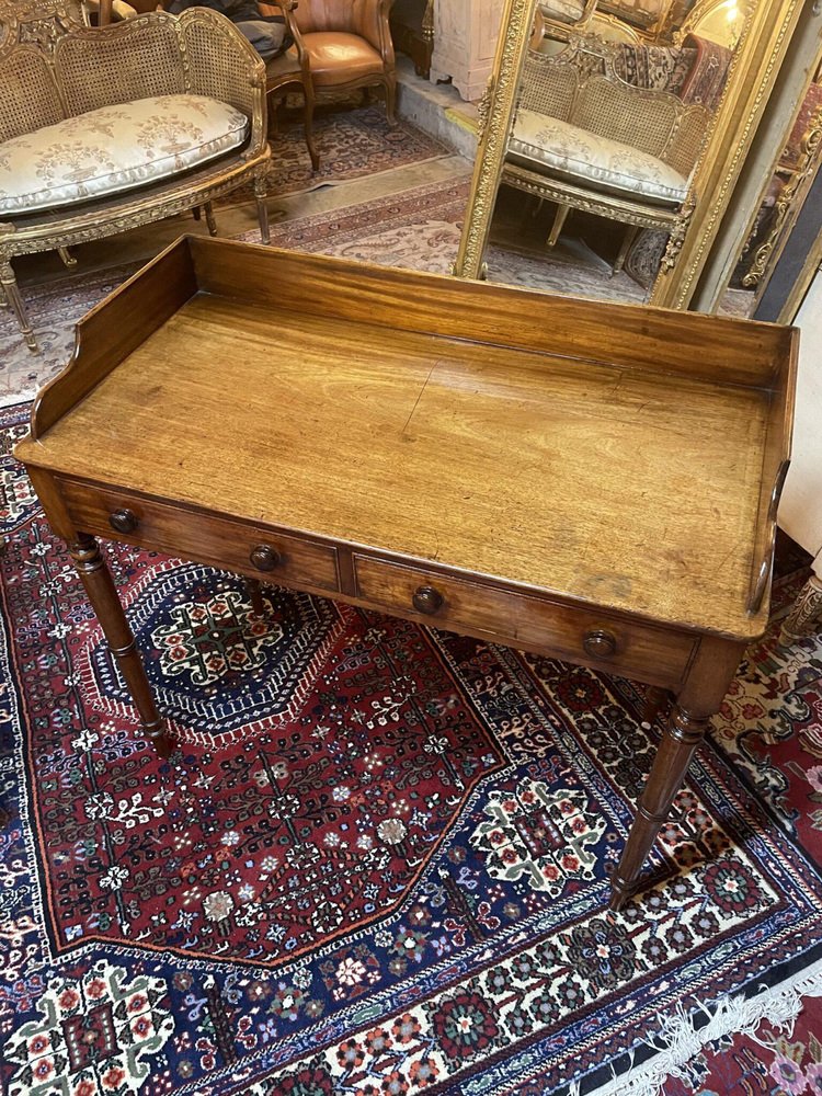 Vintage Victorian Side Table for sale at Pamono