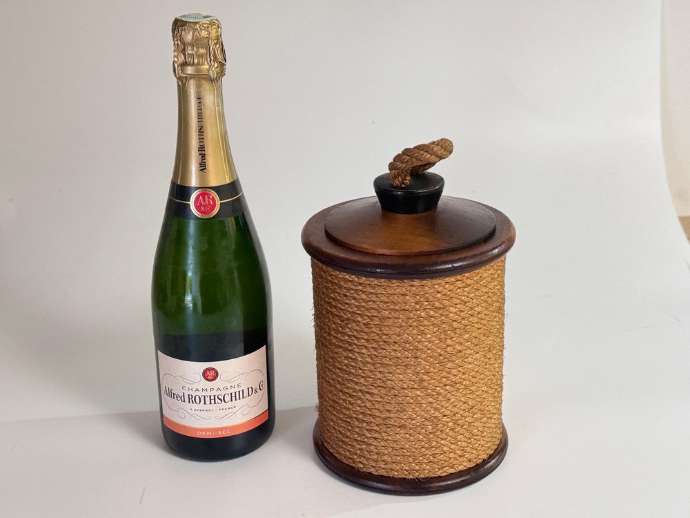 Rounded Wood and Rope Box, France, 1960s for sale at Pamono