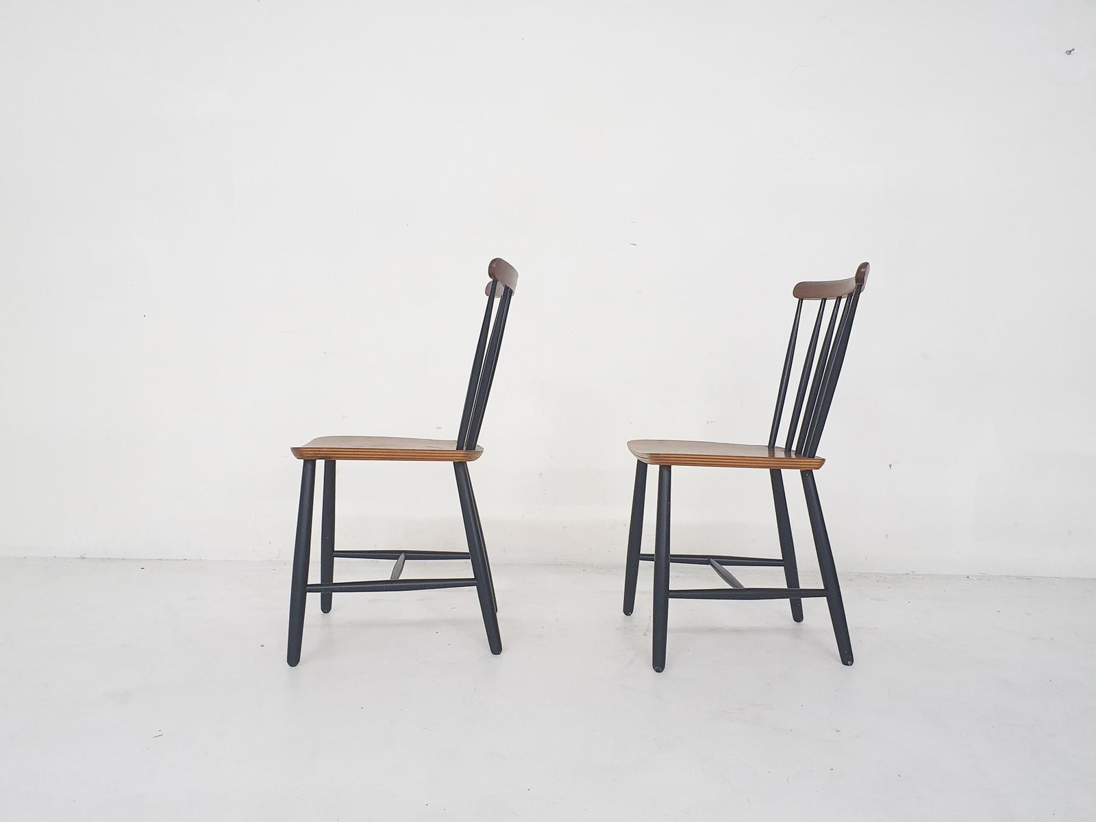 Spindle Back Chairs attributed to Billund, Denmark, 1960s, Set of 2 for ...