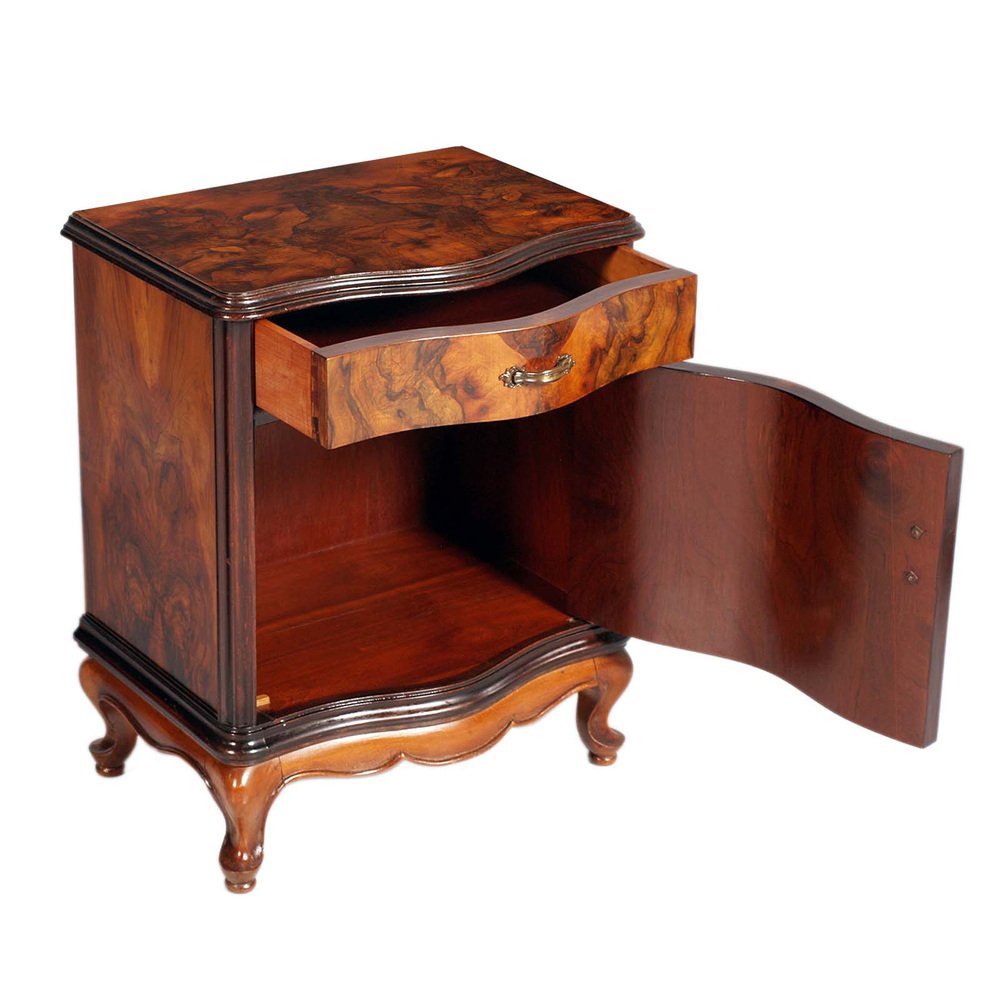 Antique Baroque Nightstands in Walnut and Briar by Testolini Freres ...