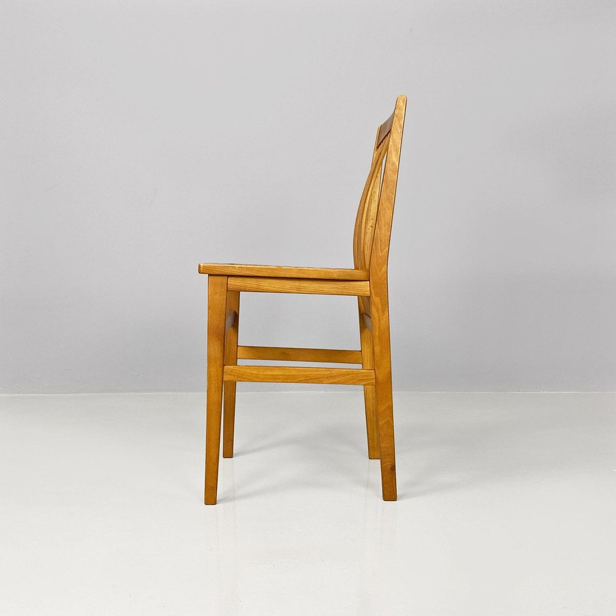 Modern Italian Wooden Milano Chairs attributed to Aldo Rossi for ...