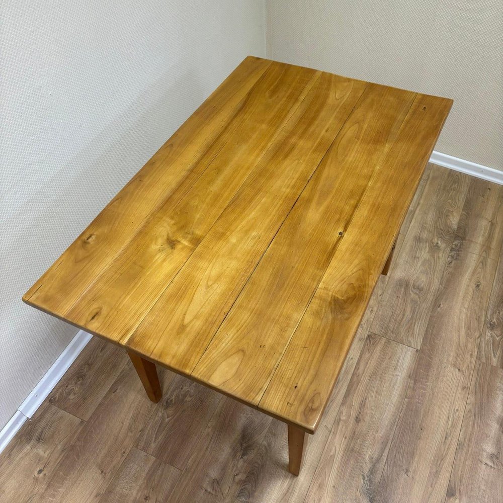 Antique German Table in Cherry, 1890 for sale at Pamono