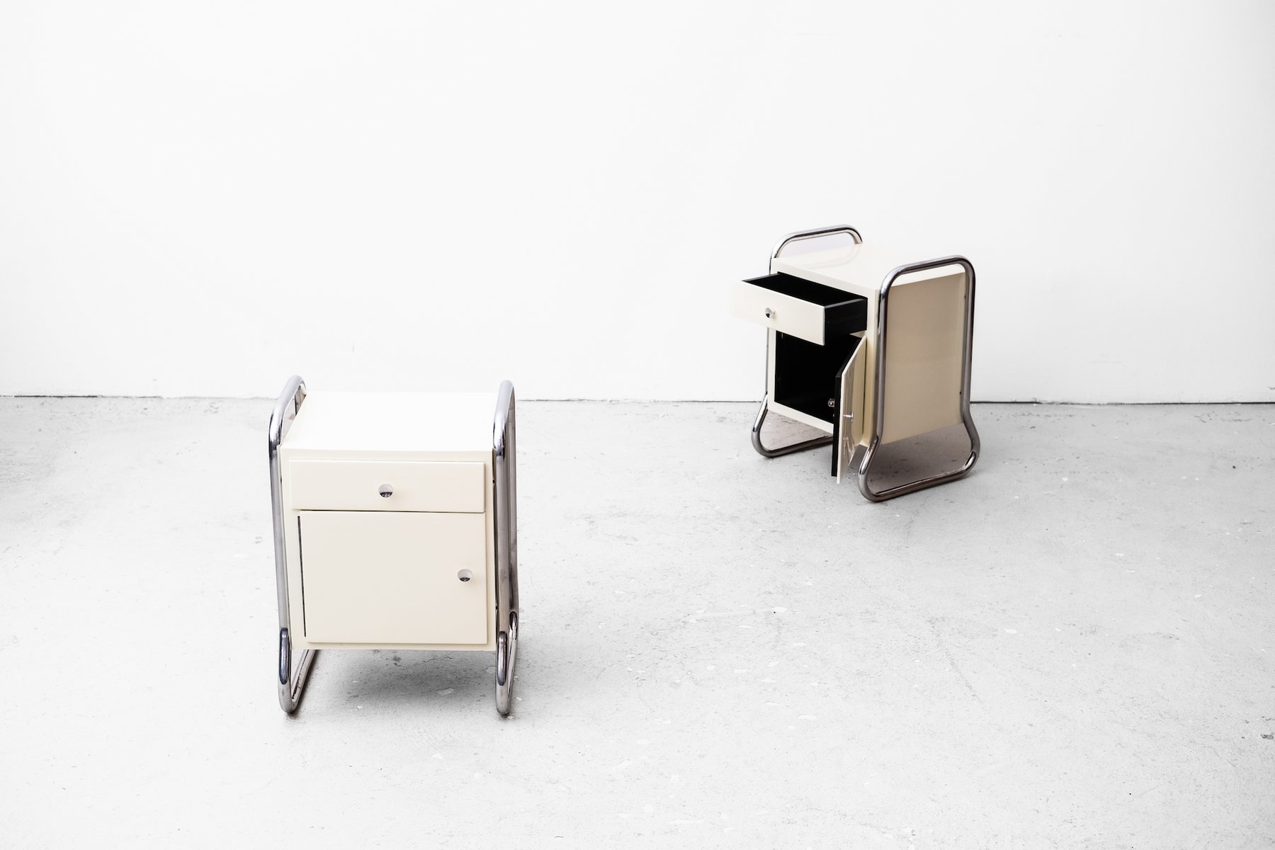 Vintage Tubular Steel Bedside Tables, 1950s, Set of 2 for sale at Pamono