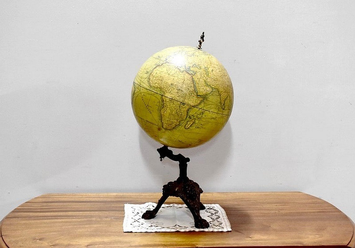 Vintage World Map Globe, 1920s for sale at Pamono