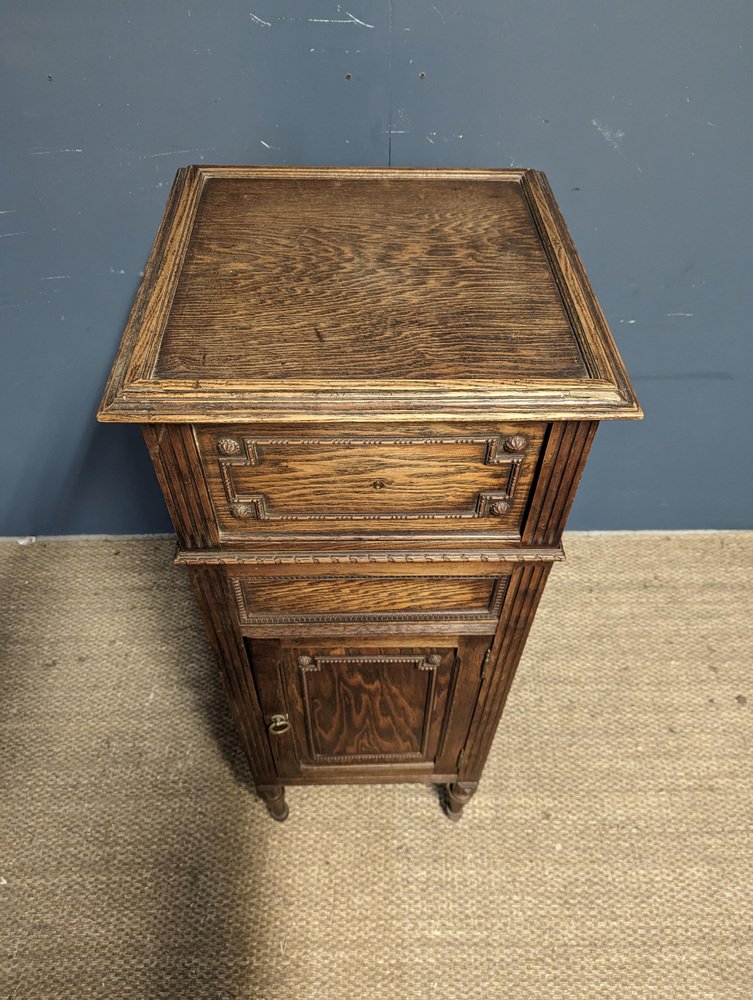 Vintage Phrynis Gramophone Stand for sale at Pamono