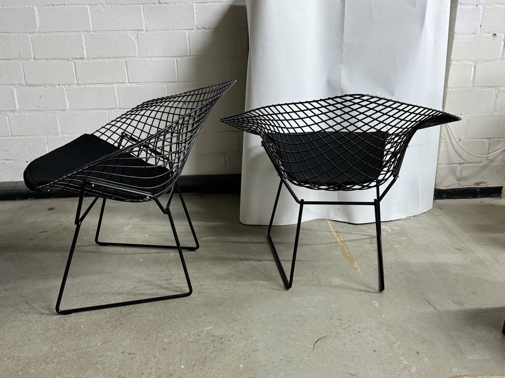 Set of Vintage All Black Diamond Wire 421 Chairs by Harry Bertoia for ...