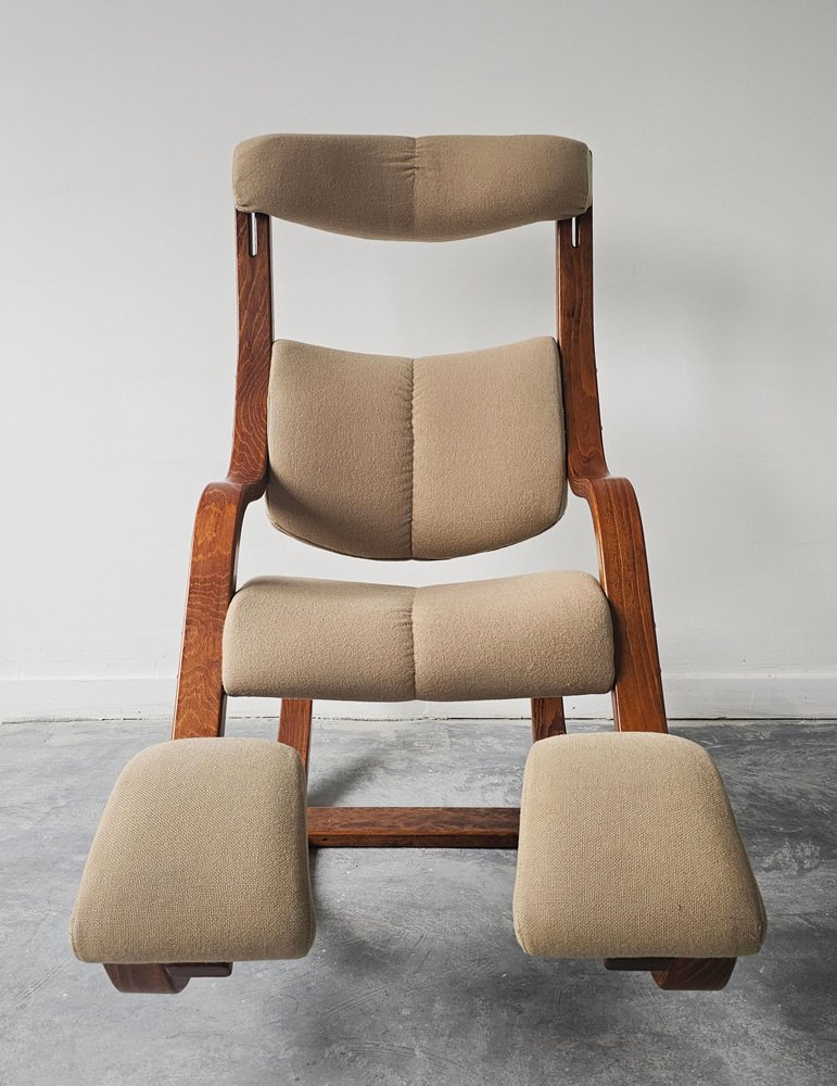 Iconic Gravity Balans Reclining Chair attributed to Peter Opsvik for ...