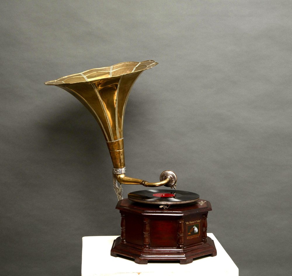 Gramophone or Phonograph, France, 1920s for sale at Pamono