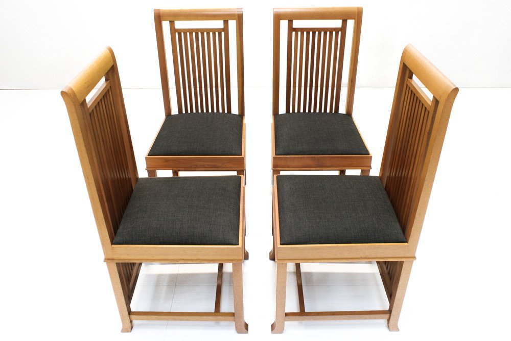 Model 615 Husser Dining Table & Model 614 Coonley Chairs by Frank Lloyd ...